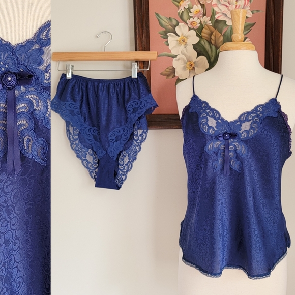 Dior | Intimates & Sleepwear | 8s Christian Dior Navy Lacy Floral 980s ...